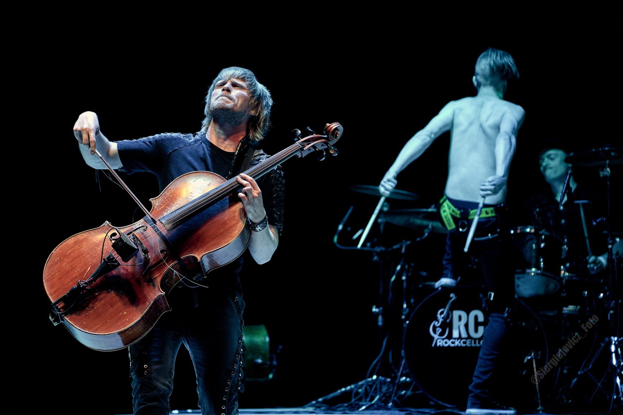 RockCellos: Мировые рок-хиты на виолончелях — концерт в Москве, афиша и билеты на 2024 | 😋 KASSIR.RU